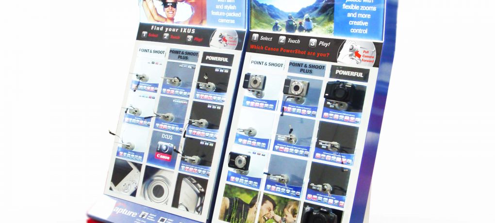 Custom product showcase stand - Concept Forum